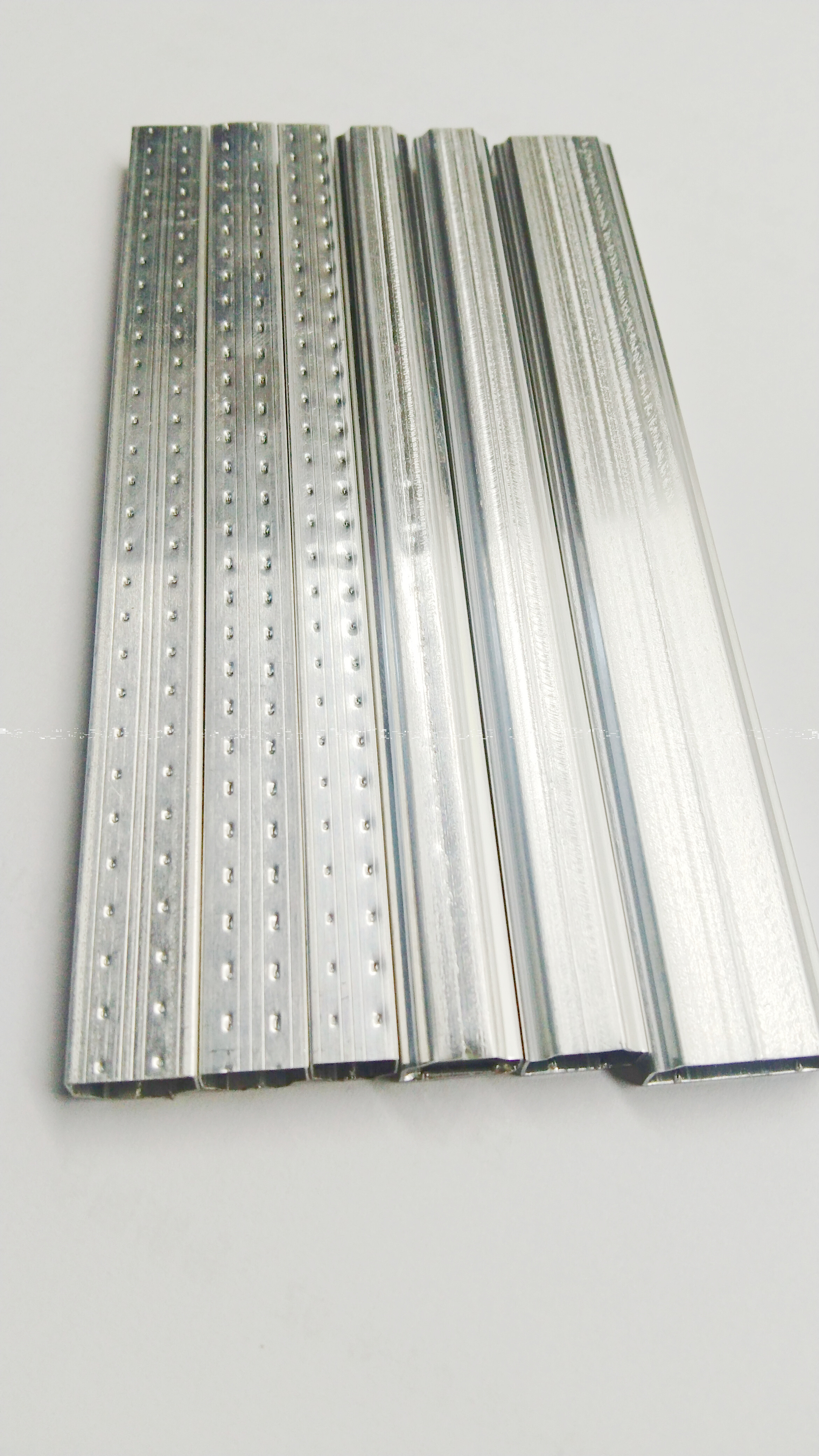Seamless Welding Line Aluminum Spacer Bar Smooth Surface For Upvc ...